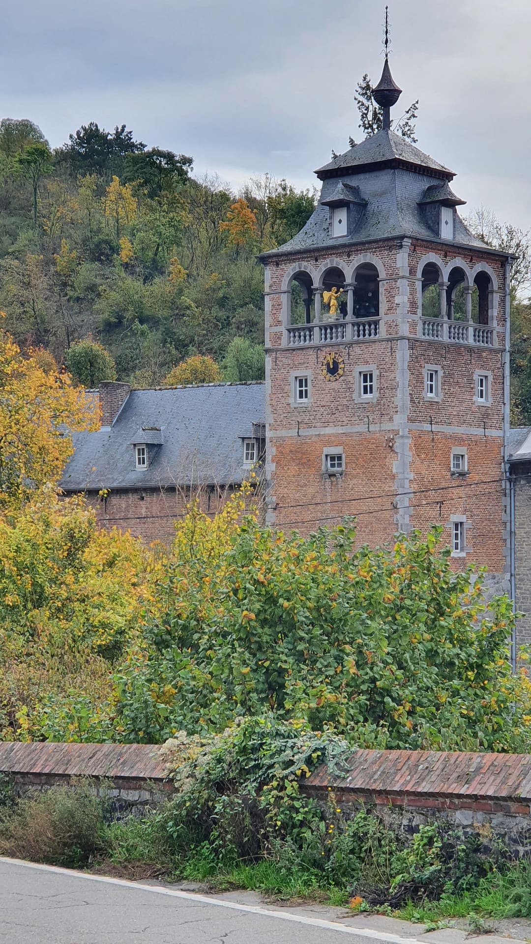 Q. LEFFE - TOPWANDELING - 12,2 KM. - Chalet Delrue